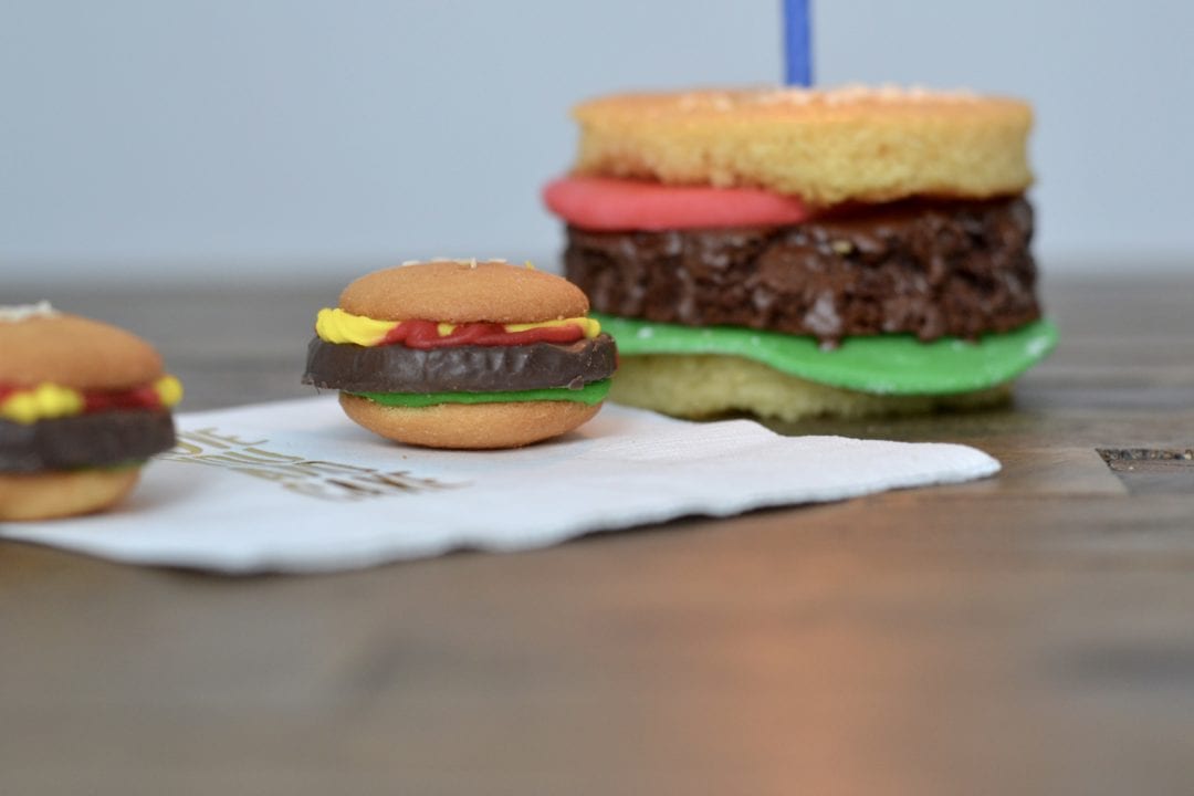 Mini Hamburger Cakes and Cookies - Sarcastic Cooking